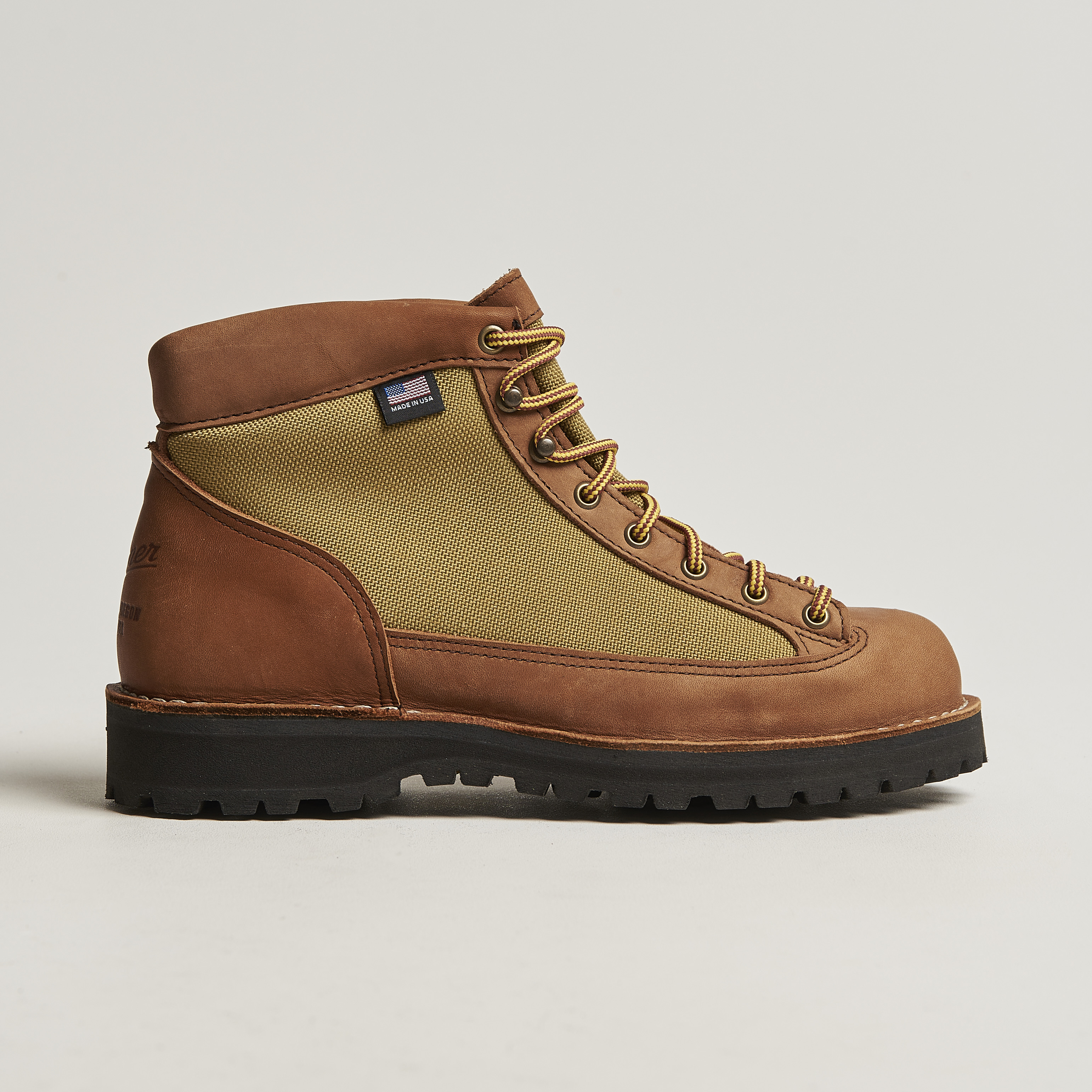 Danner Light GORE-TEX Boot Revival Khaki hos CareOfCarl.no