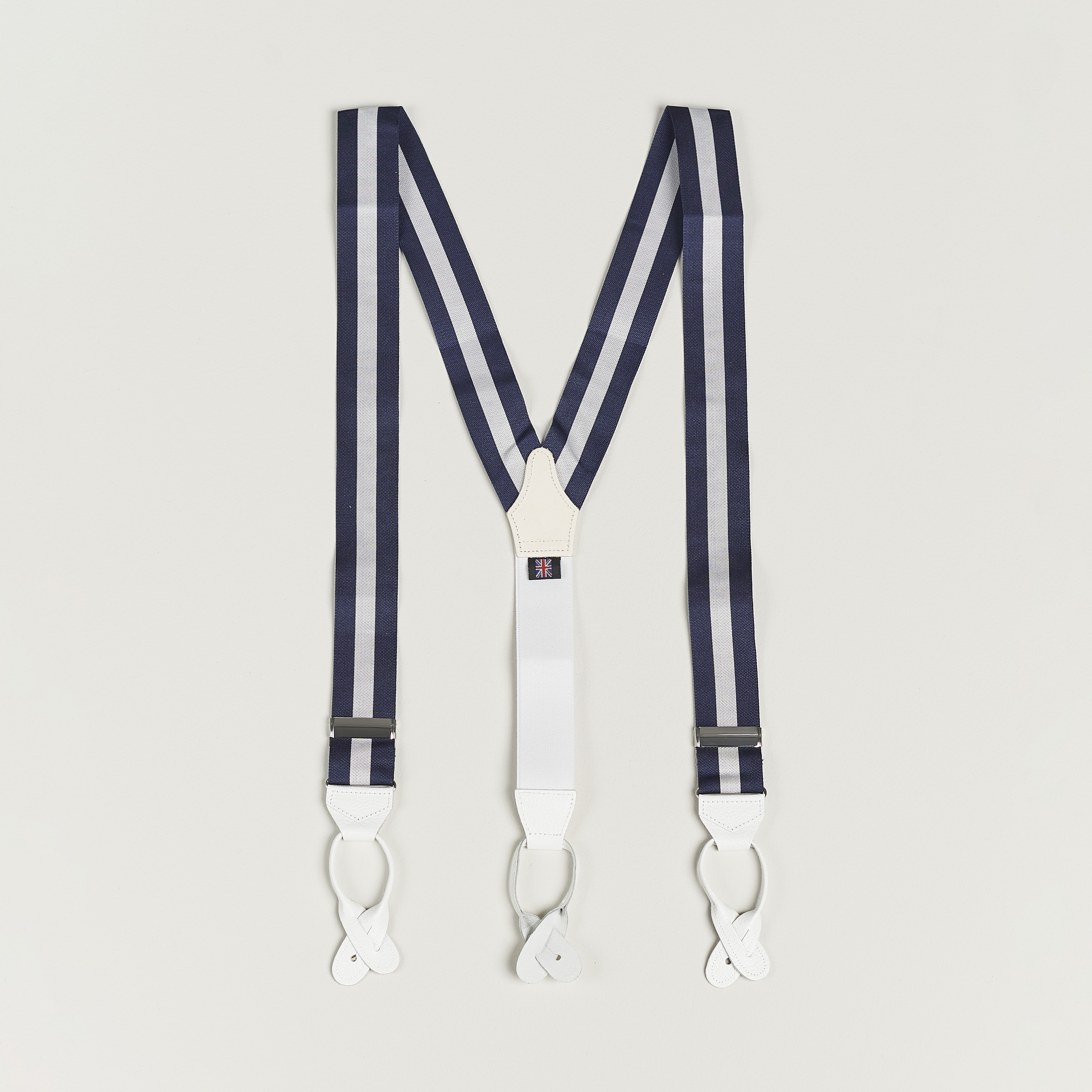Albert Thurston Elastic Wide Stripe Braces 40mm Navy/White hos CareOfCarl.n