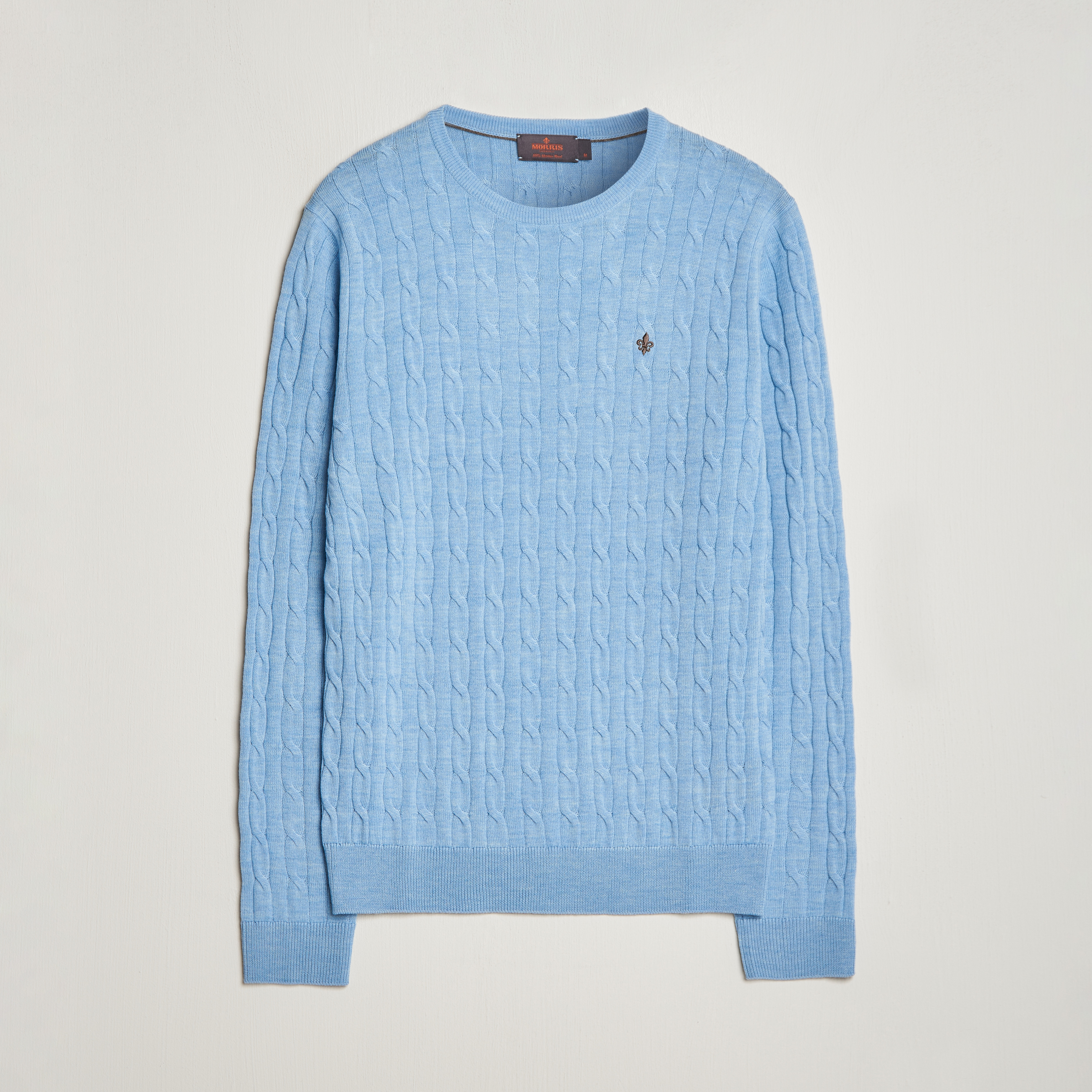 Morris Merino Cable Crew Neck Light Blue hos CareOfCarl.no