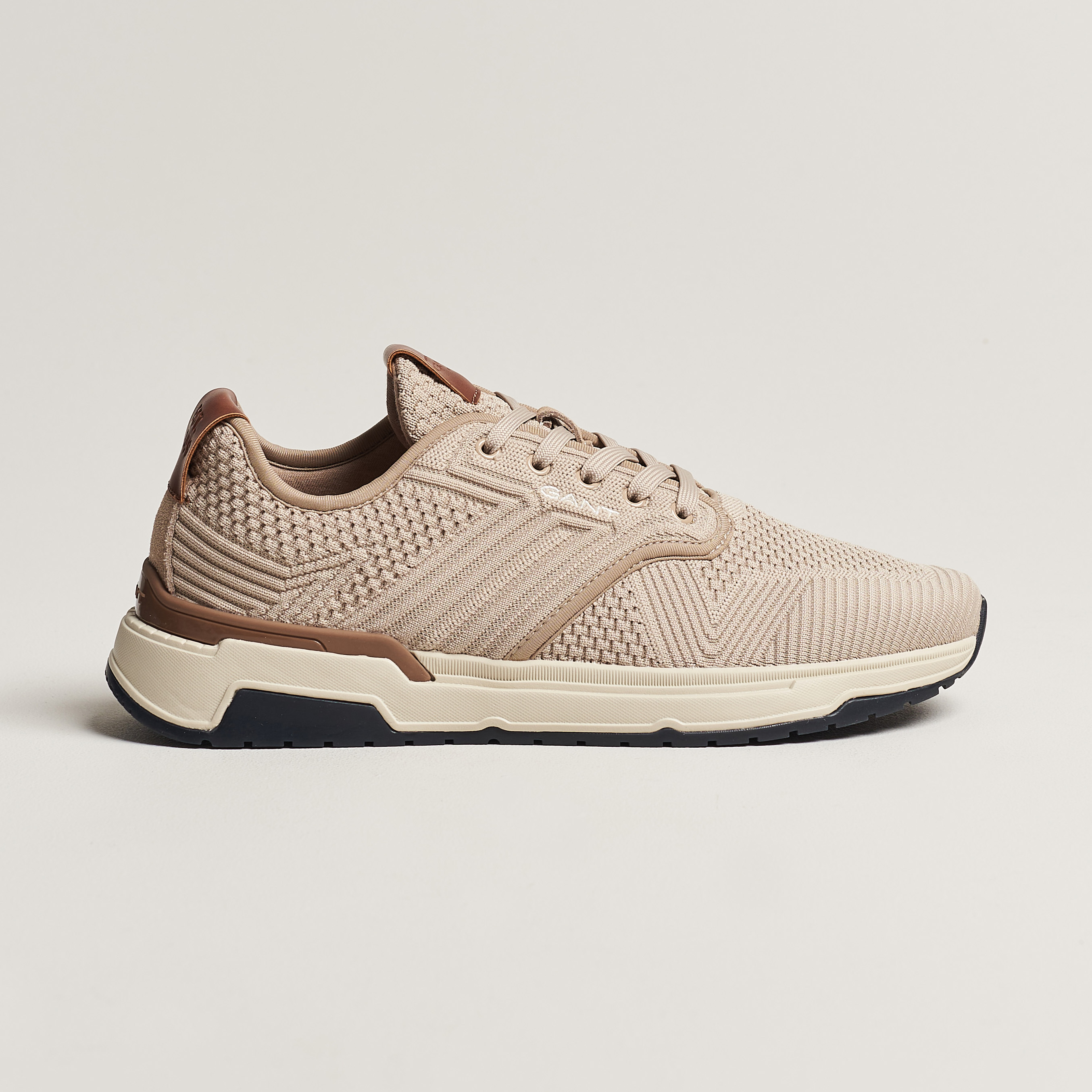 GANT Jeuton Mesh Sneaker Taupe hos CareOfCarl.no