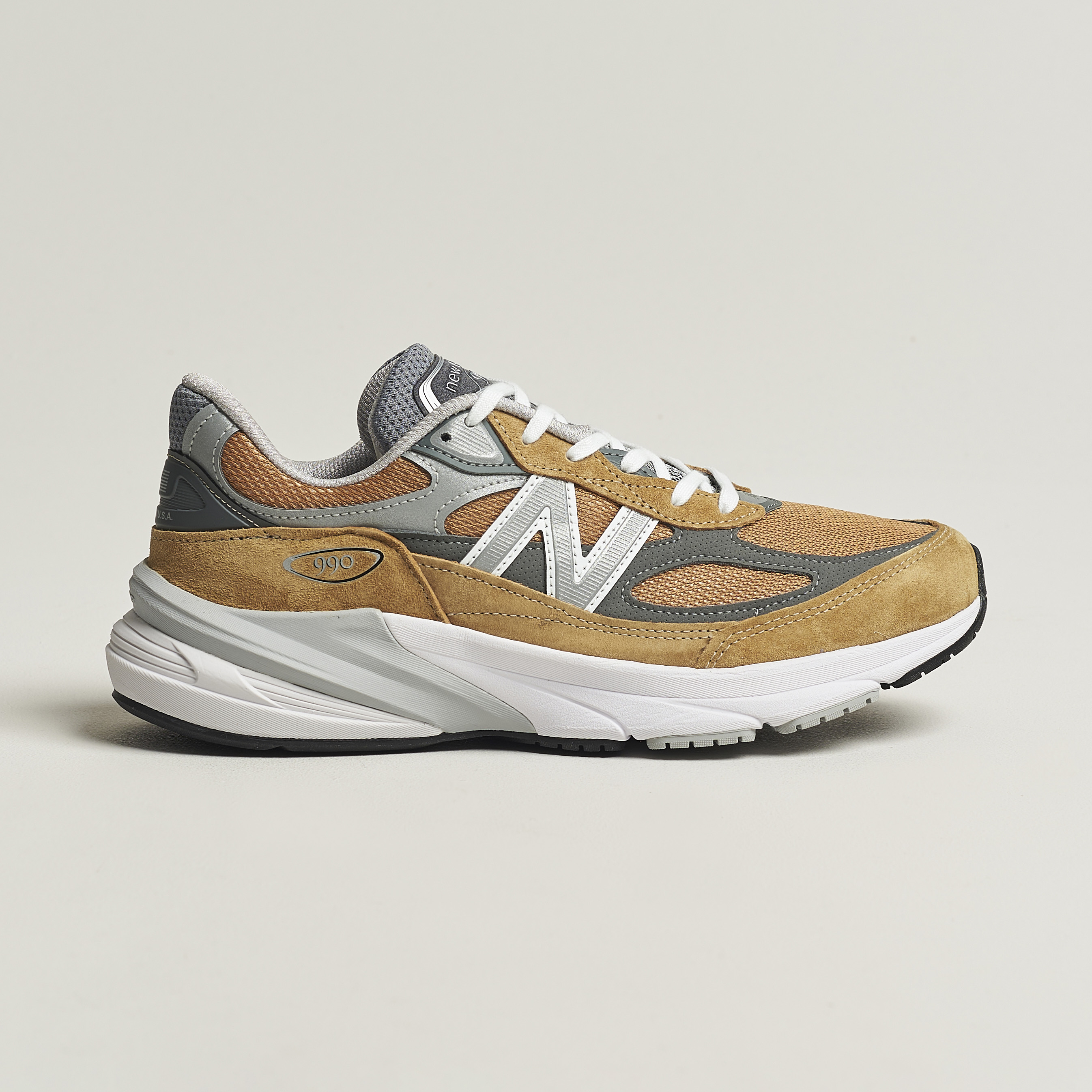 New Balance Made in USA 990v6 Workwear/Grey hos CareOfCarl.no