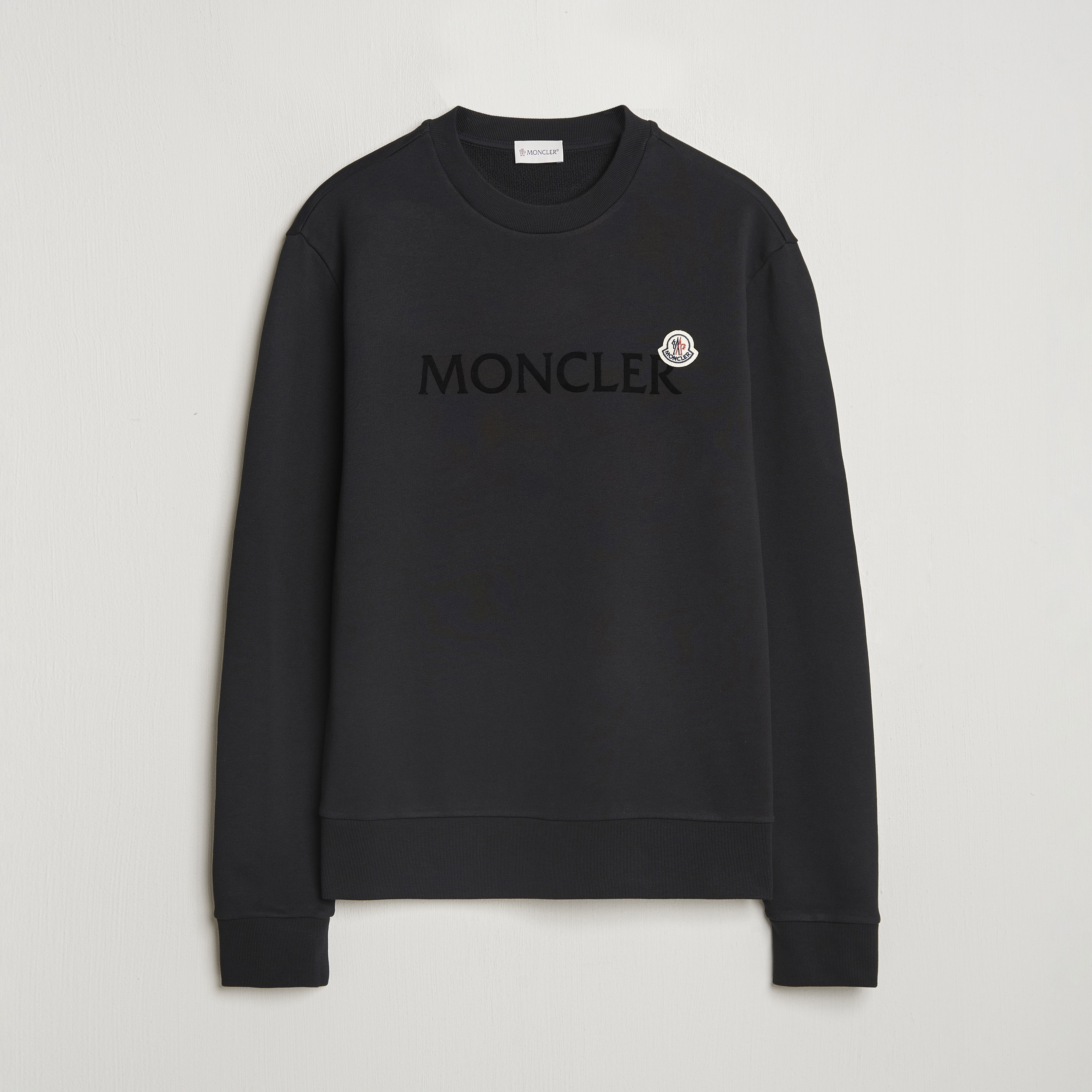 Moncler Lettering Logo Sweatshirt Black hos CareOfCarl.no