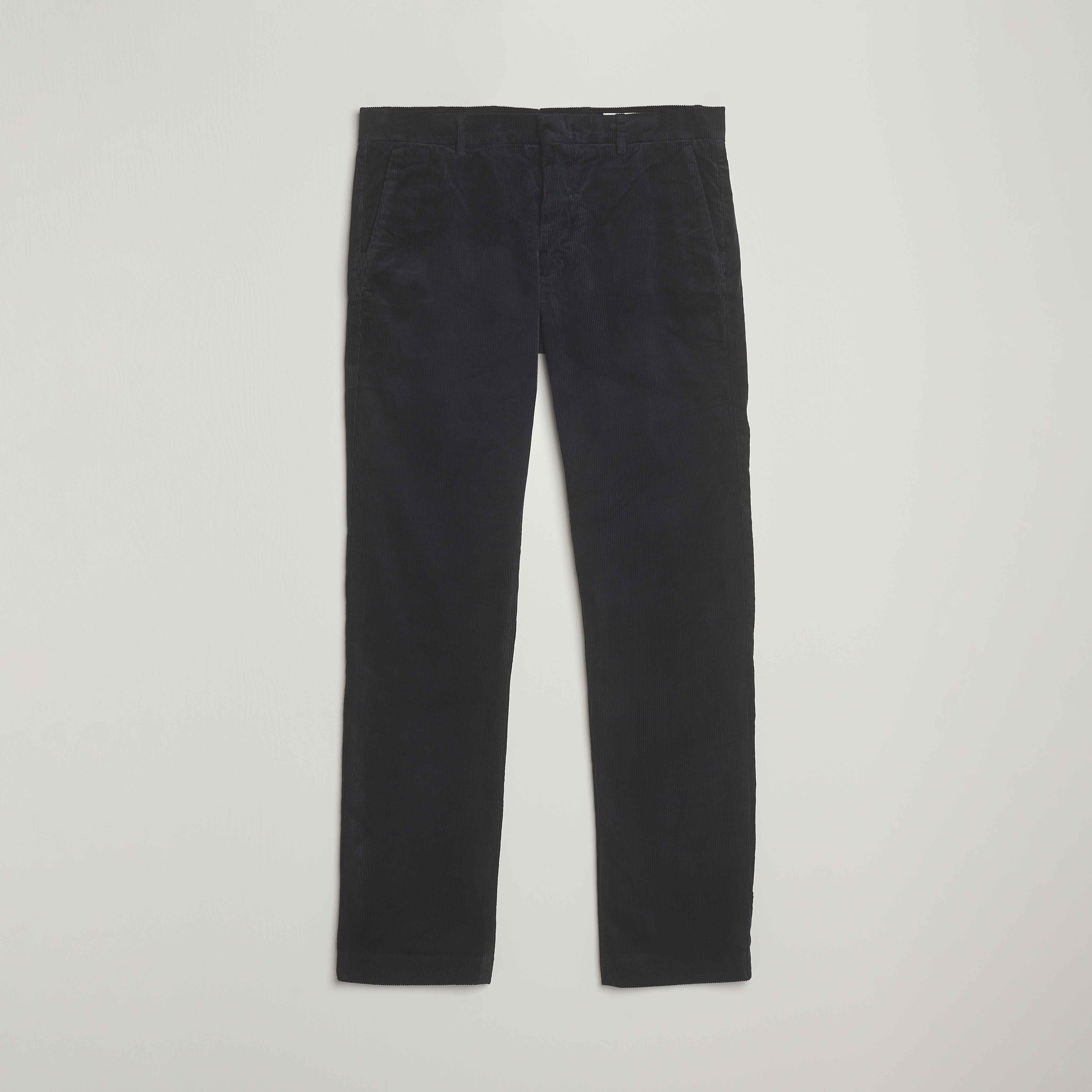 NN07 Theo Regular Fit Corduroy Chinos Navy Blue hos CareOfCarl.no