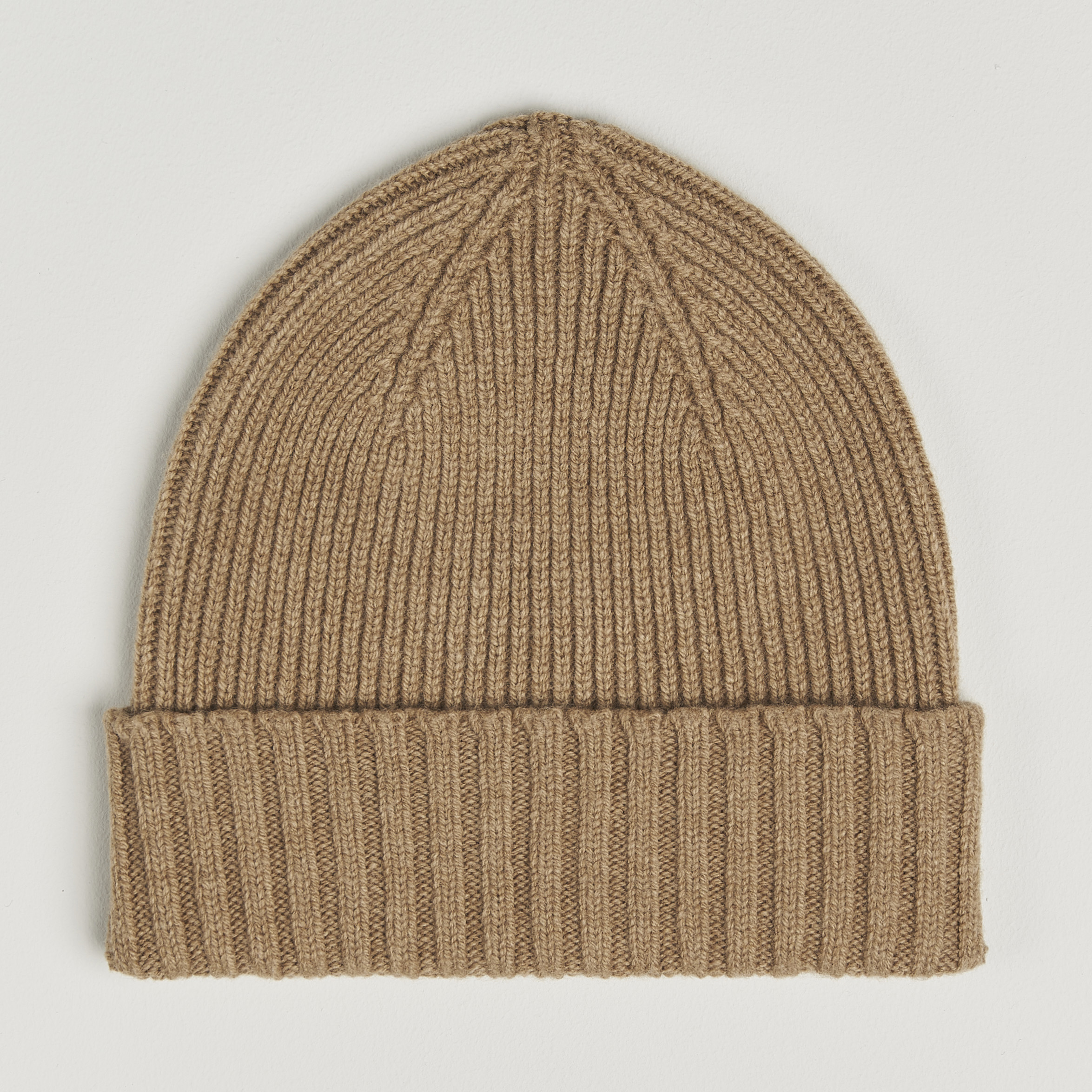 Robert Mackie Kingswell Ribbed Wool/Cashmere Beanie Beige hos CareOfCarl.no