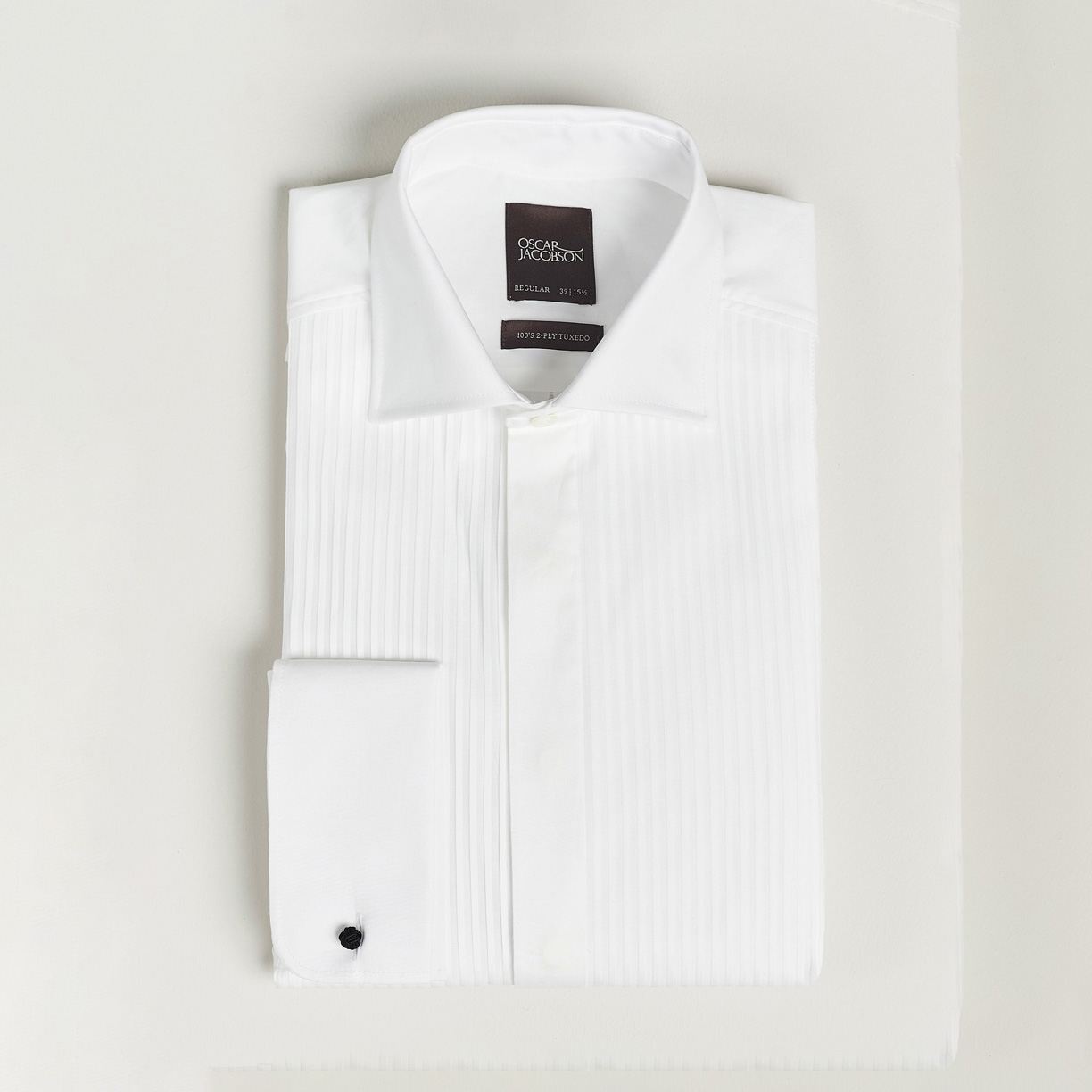 Oscar Jacobson Reg Fit Cut Away Tuxedo Double Cuff White hos CareOfCarl.no