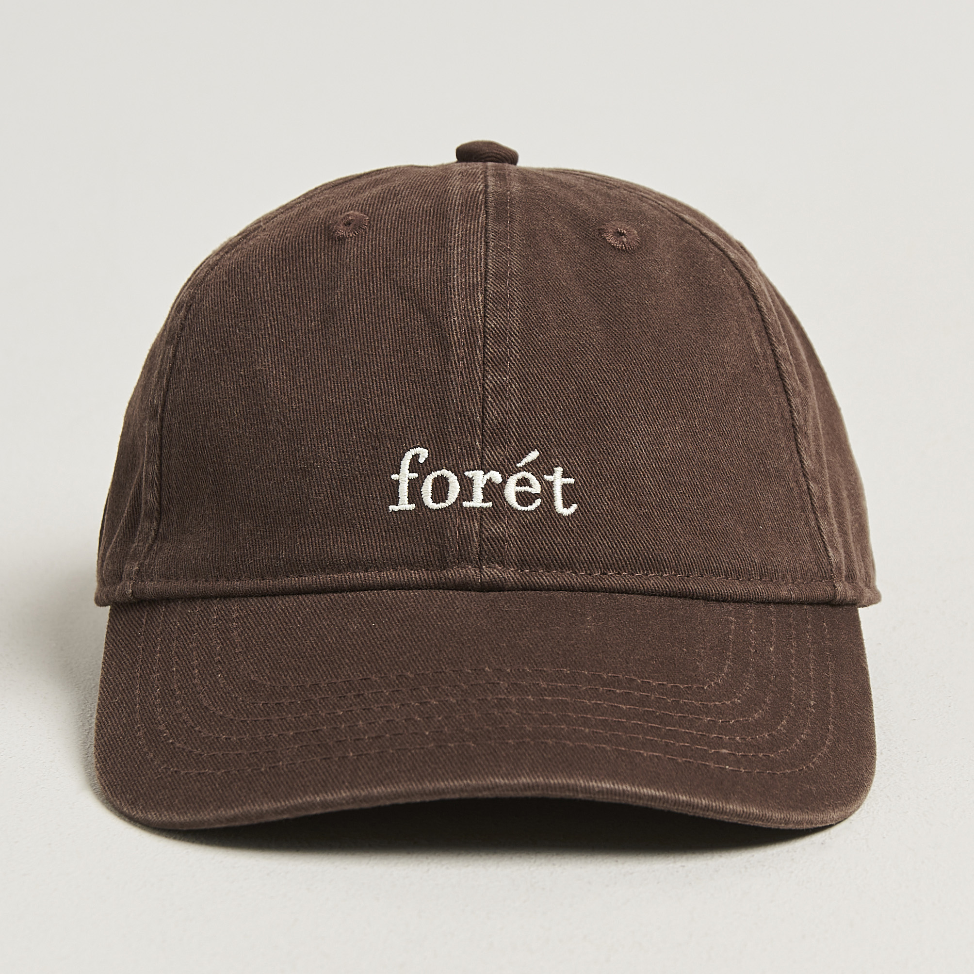 Forét Hawk Washed Cap Brown hos CareOfCarl.no