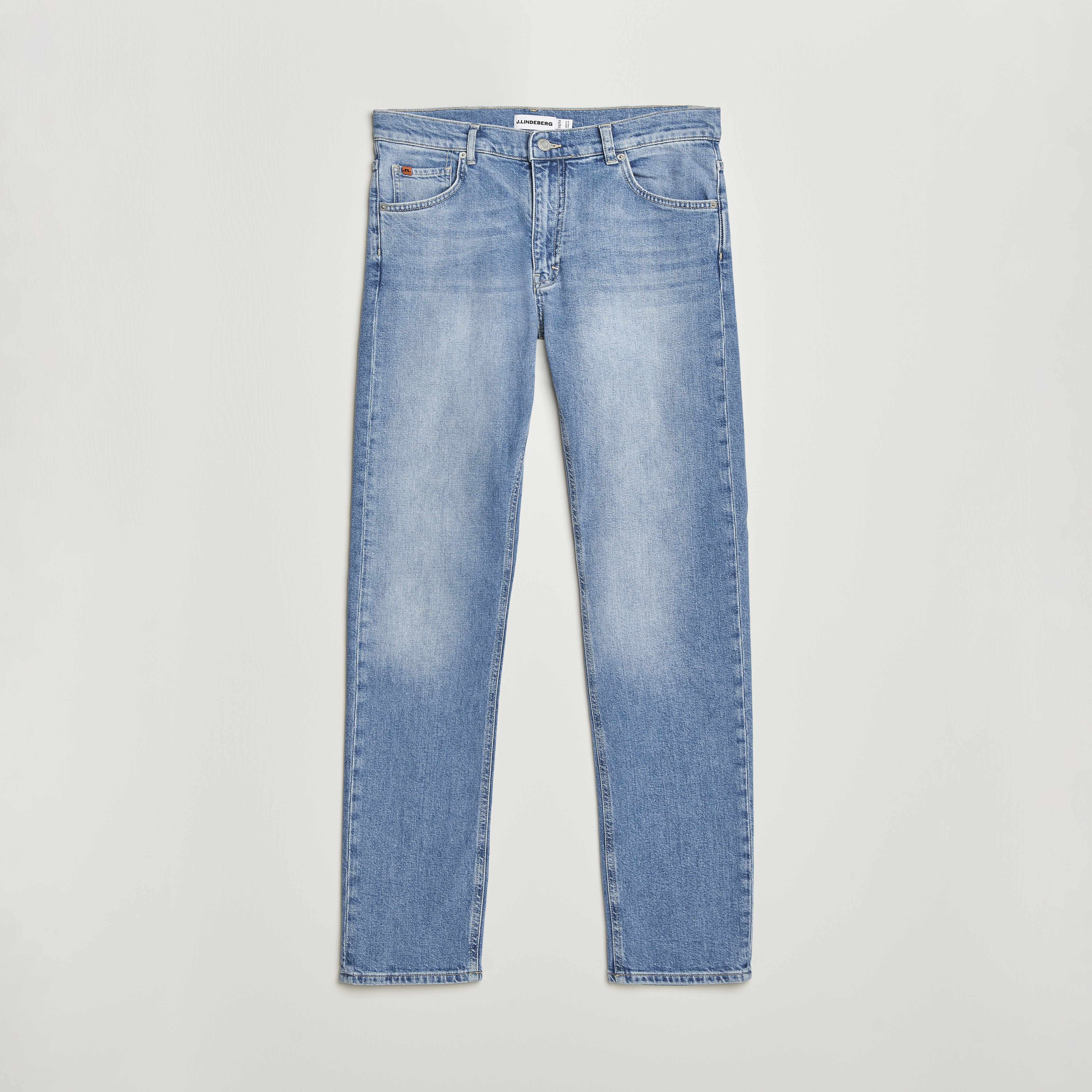 J.Lindeberg Jax Light Wash Slim Jeans Light Blue hos CareOfCarl.no