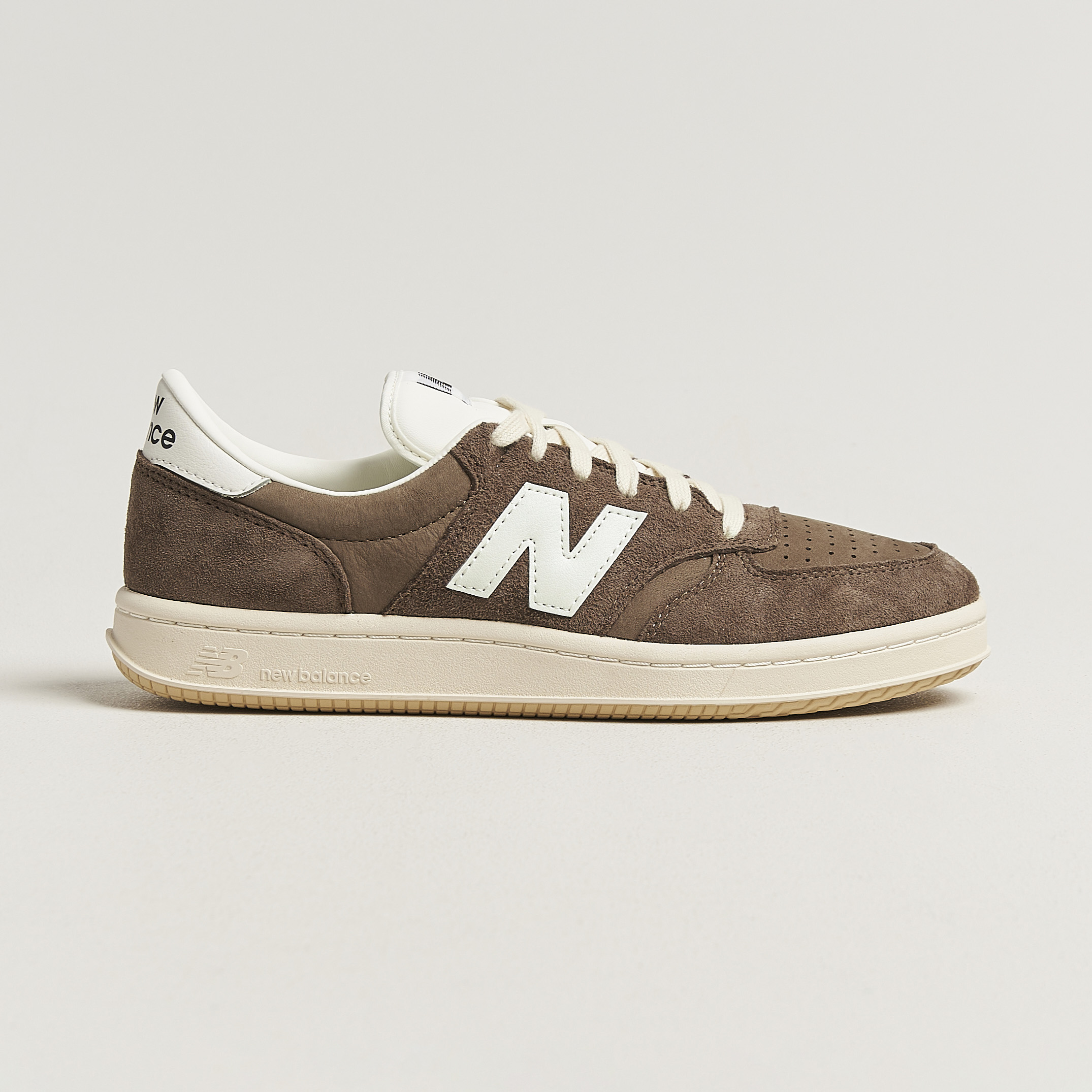 New Balance T500 Sneakers Cortado hos CareOfCarl.no